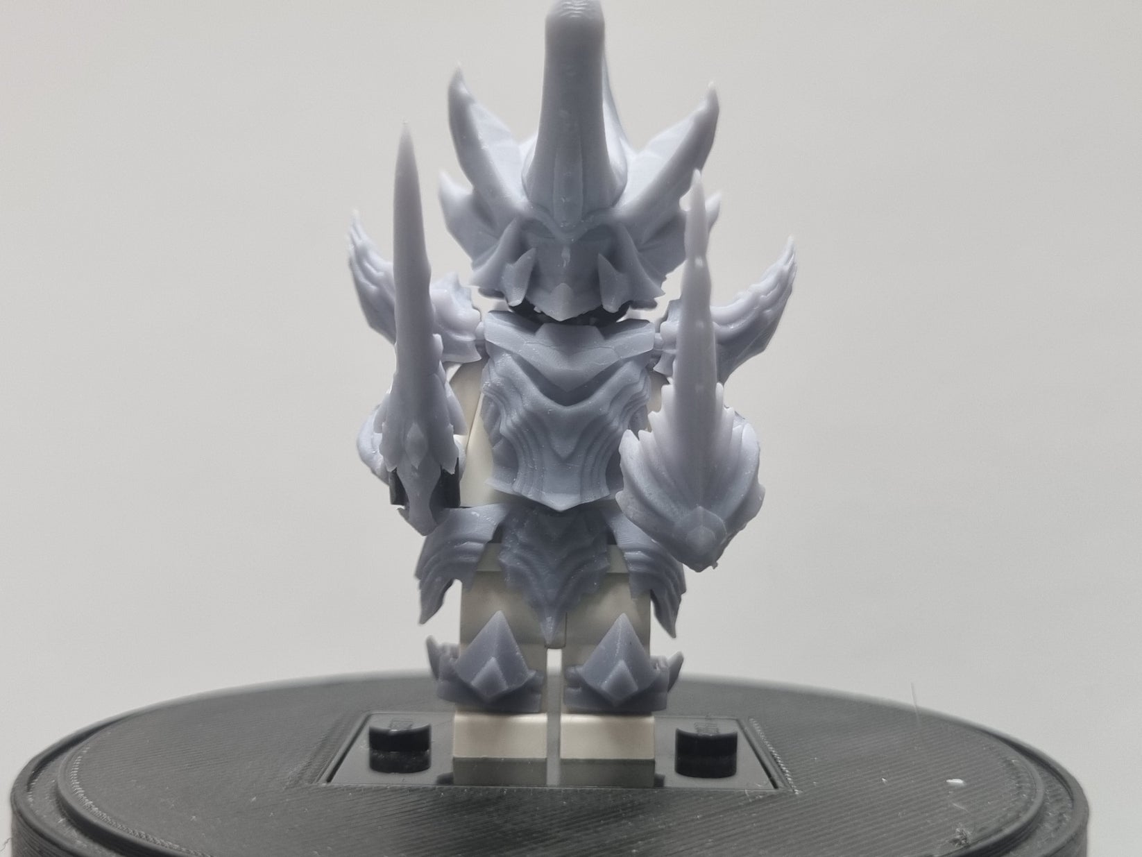 Lego custom 3D printed horned hunter armor set! – Limitless Minifigures