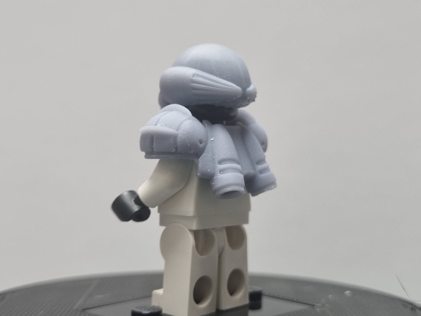 Building toy custom 3D printed alien power armor set – Limitless ...