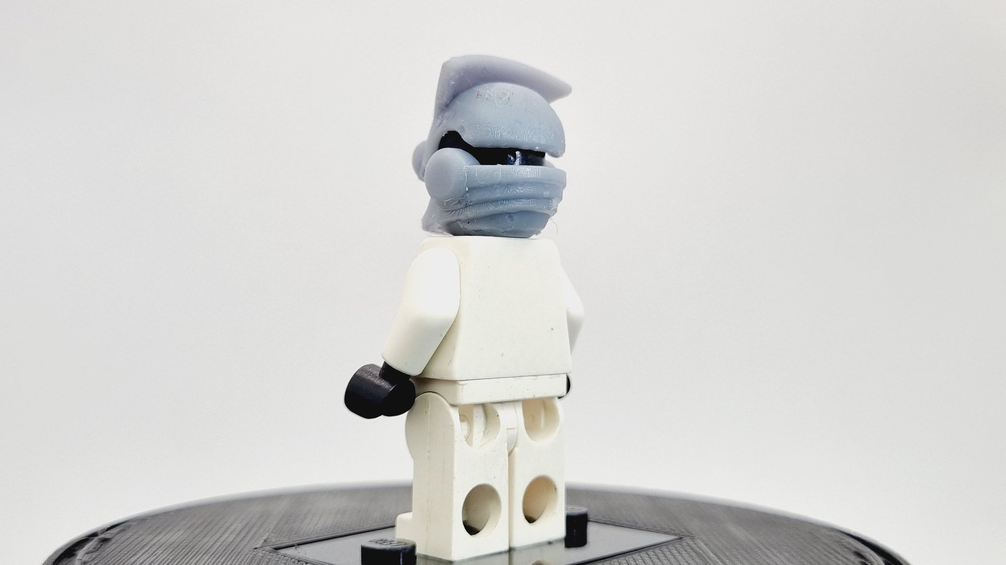 Building toy time traveller minion armor set! – Limitless Minifigures