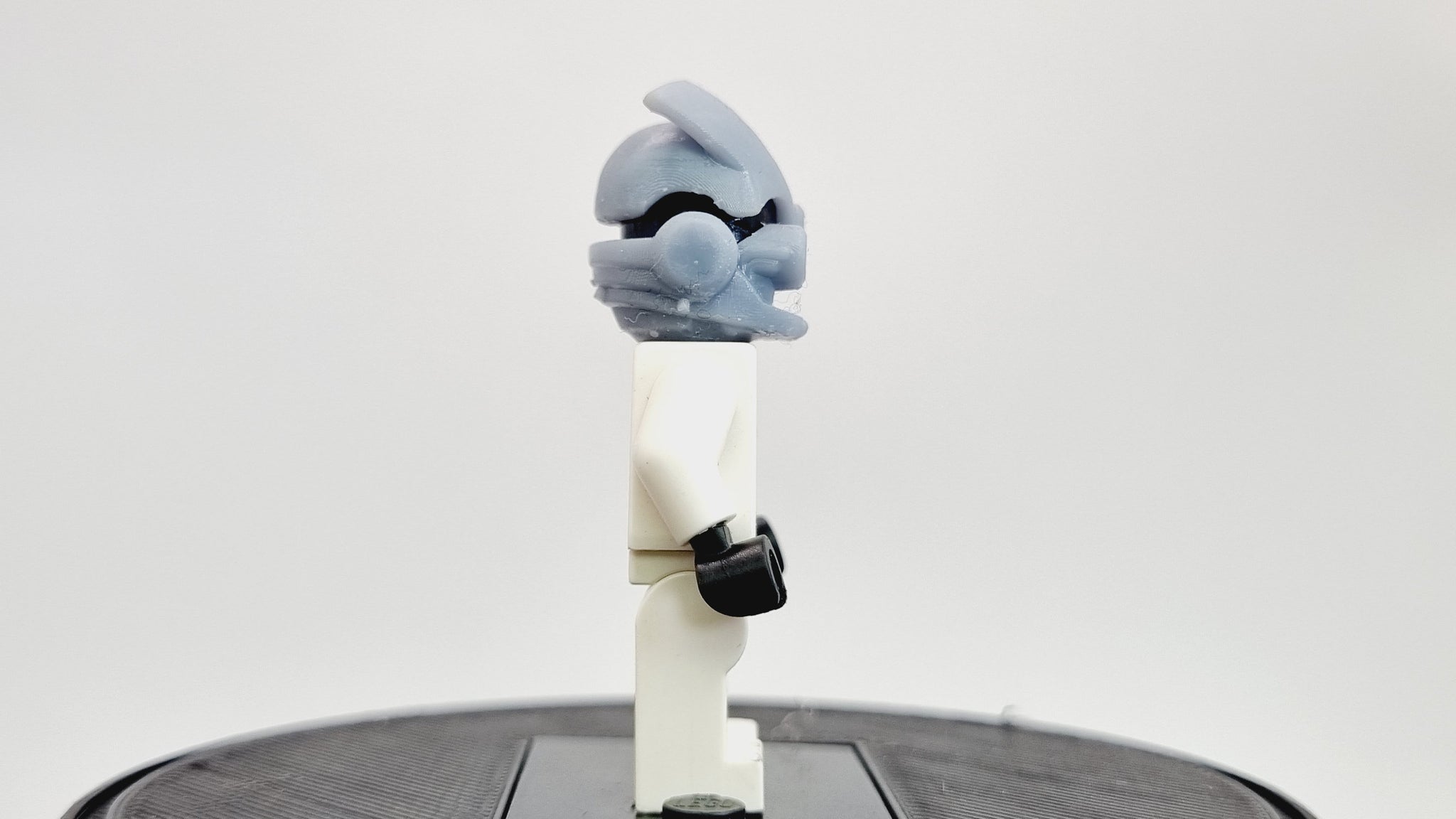 Building toy time traveller minion armor set! – Limitless Minifigures